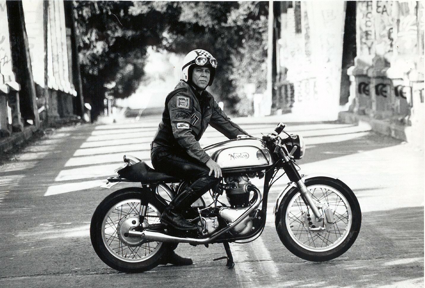 Rocker man - RocketGarage - Cafe Racer Magazine