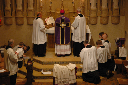 Caritas in Veritate: Bishop Sample brings Extraordinary Form of the ...