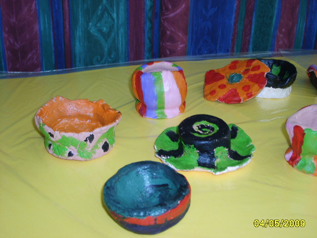Riverside College Grade Ten: Making clay pots the traditional African way