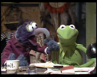 Squonk: The Genius of Goelz: Gonzo's Dancing Chickien Act