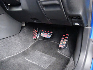 JAPANPARTS.COM: STi Pedal pads