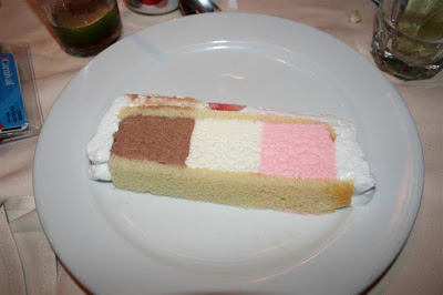 Sunshine and Lemonade: Isla Roatan, Honduras - Carnival Legend - part 2