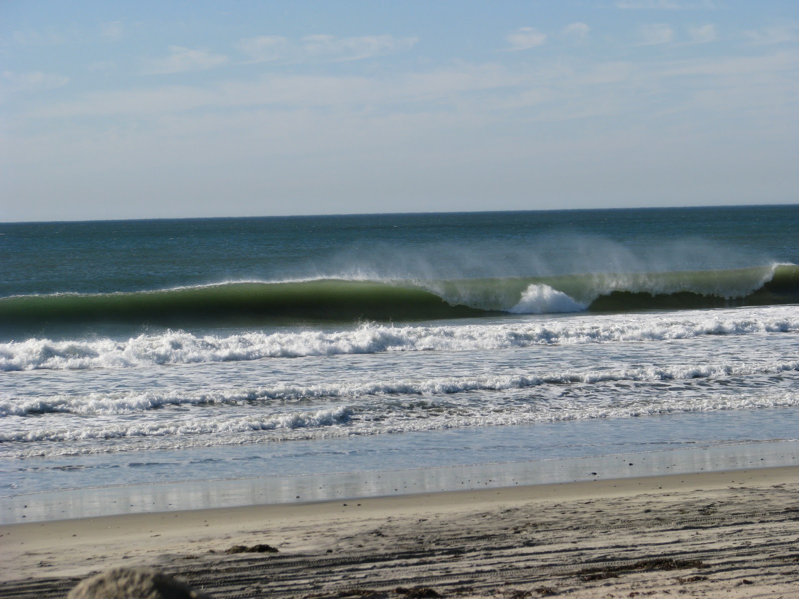 Stand Up Paddle Surfing: Surf Week: Solid swell + offshore winds