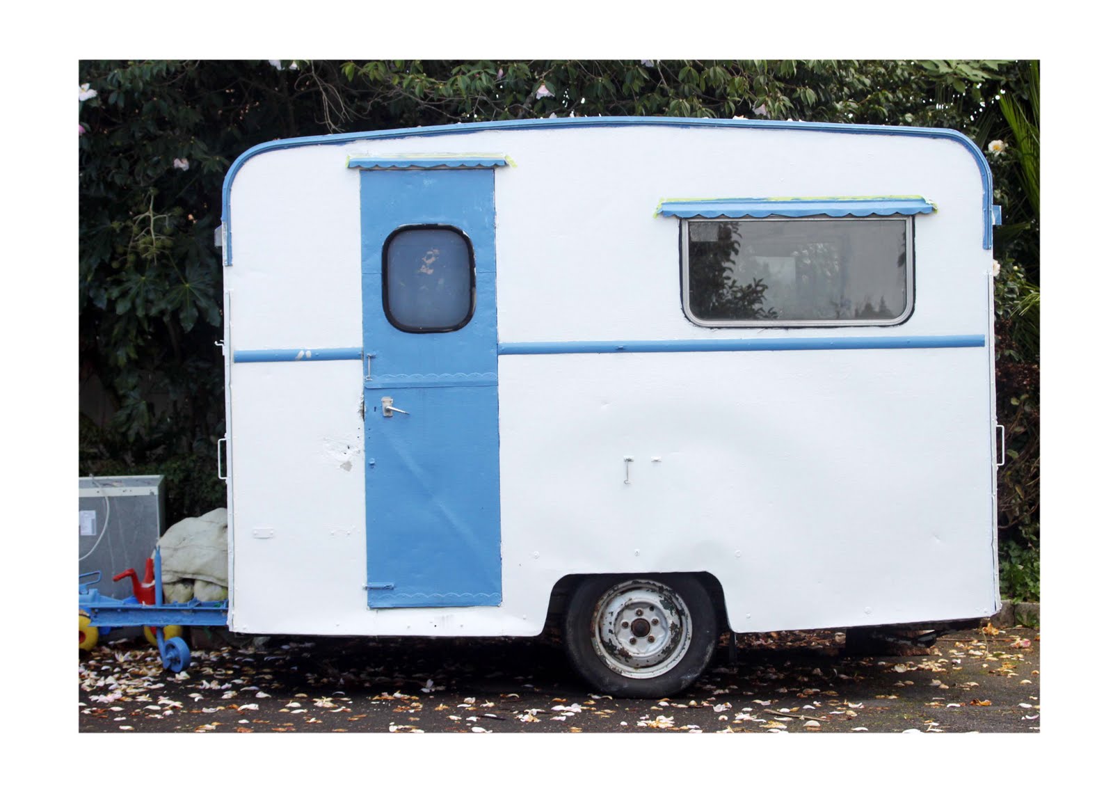 " Willow-May " Interiors: 1950's home built Caravan project