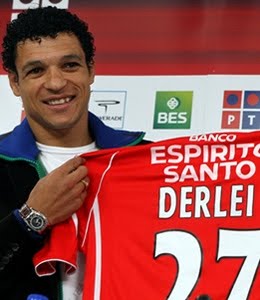 Flops Benfiquistas: 2006/07 - Derlei - 18J 1G