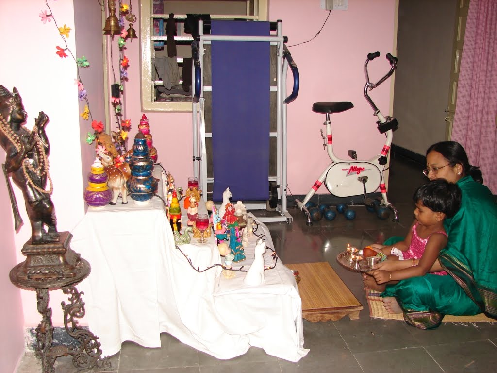 Raghu's column!: Deepavali Bommala Koluvu.