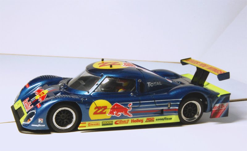 Racing for Laciana / VM Racing Slot Team: Riley Mk.XX Red Bull