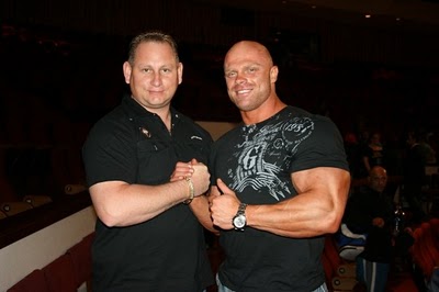 world bodybuilders pictures: bodybuilder marius dohne with friends