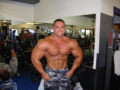 world bodybuilders pictures: bodybuilder robin brantz