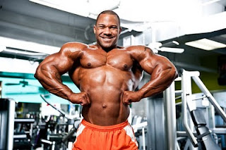 world bodybuilders pictures: bodybuilder kenneth jackson posing after ...
