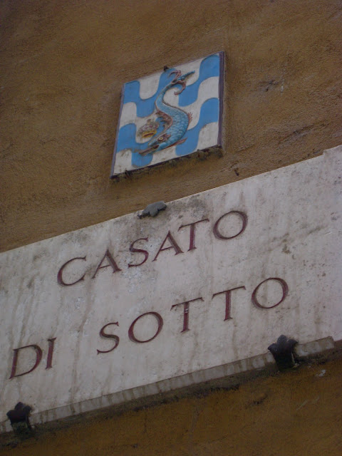 Nora in Italy: More Contrada Fountains