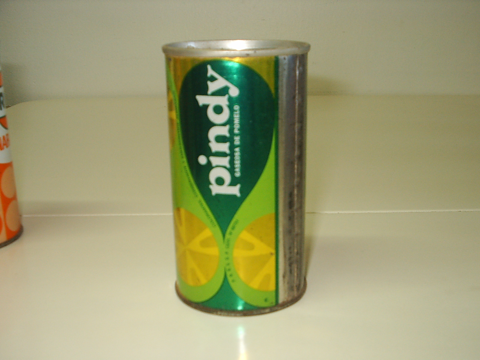 LATAS DE GASEOSAS DE JUAN CRUZ: PINDY POMELO (Argentina)