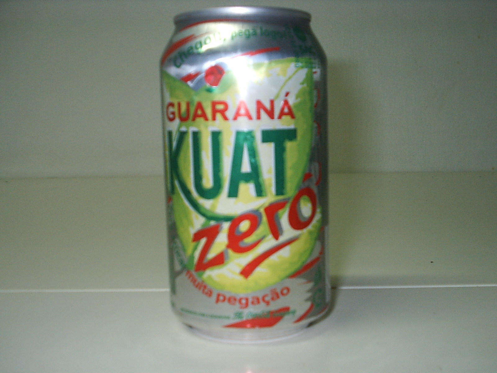 LATAS DE GASEOSAS DE JUAN CRUZ: KUAT (Brasil)