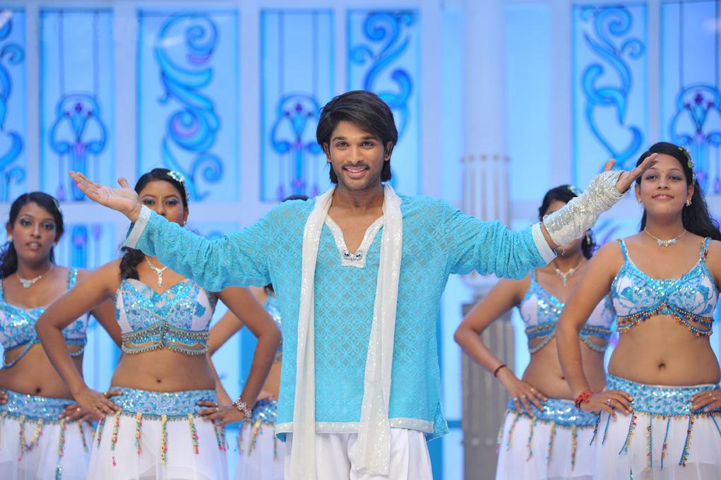 allu arjun's varudu latest movie stills gallery~4