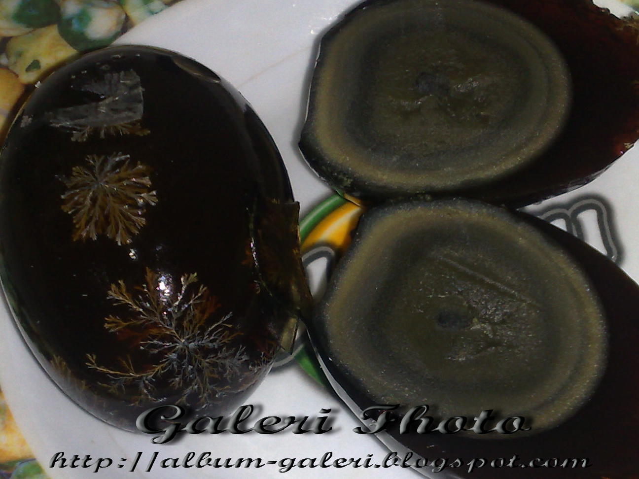 Galeri Fhoto: Telur Hitam