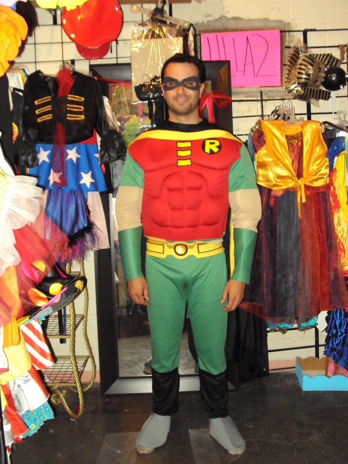 Robin | Kary-Dey - Renta y Venta de Disfraces