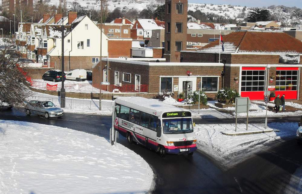 Southern England Bus Scene: Remembering the Snow