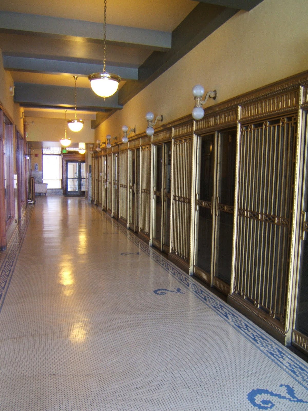 Matthew's Washington Trip: The Smith Building