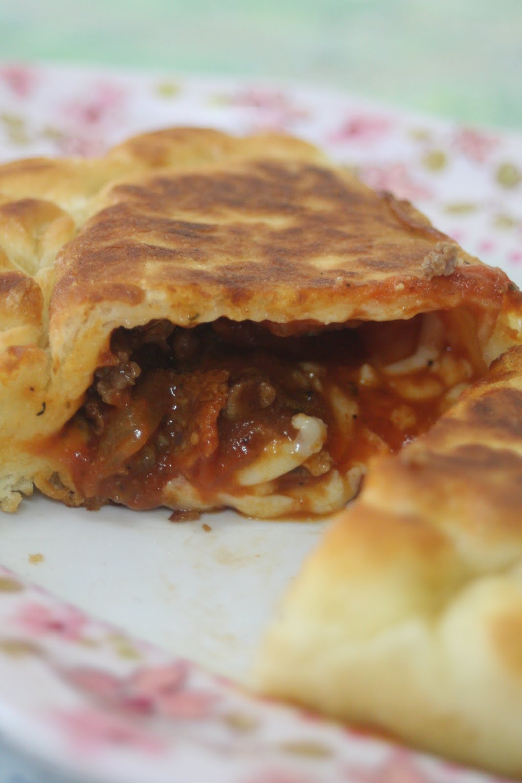 ovenless chef: Pan Fried Calzones!
