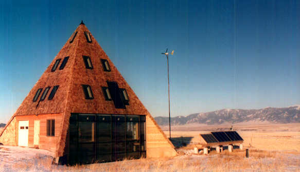 Magic Child: Pyramid House