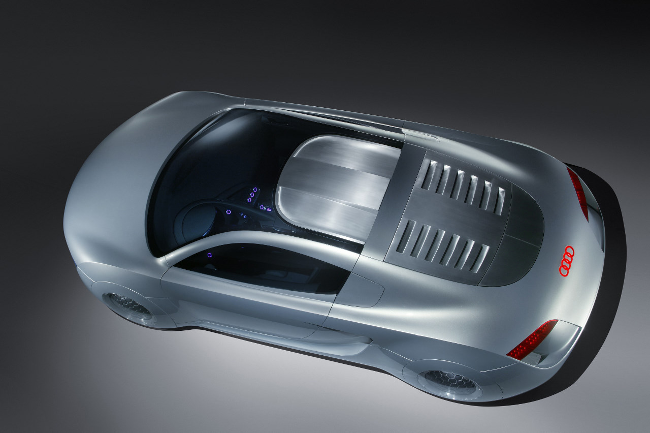 Looks Like a Car: The electric sound like the Audi RSQ Concept in "I ...