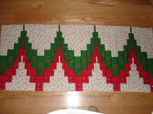 down to earth living and thinking: Bargello table runner and some aprons