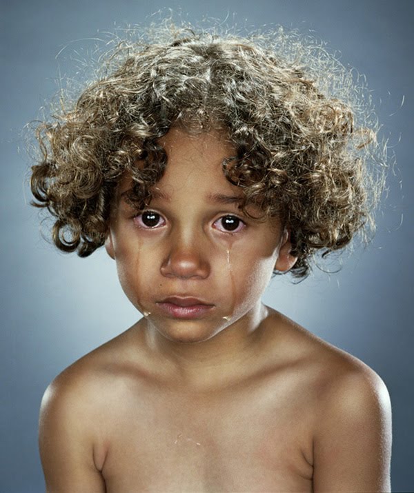 FOTOGRAFÍA - CRYING CHILDREN by JILL GREENBERG (CANADA) - The CoolSpotter