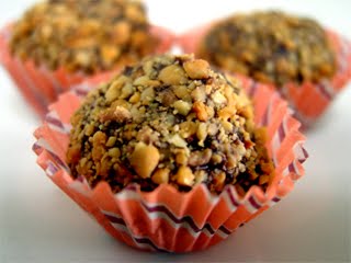 Zati'e Bakery: KATALOG KUIH RAYA.