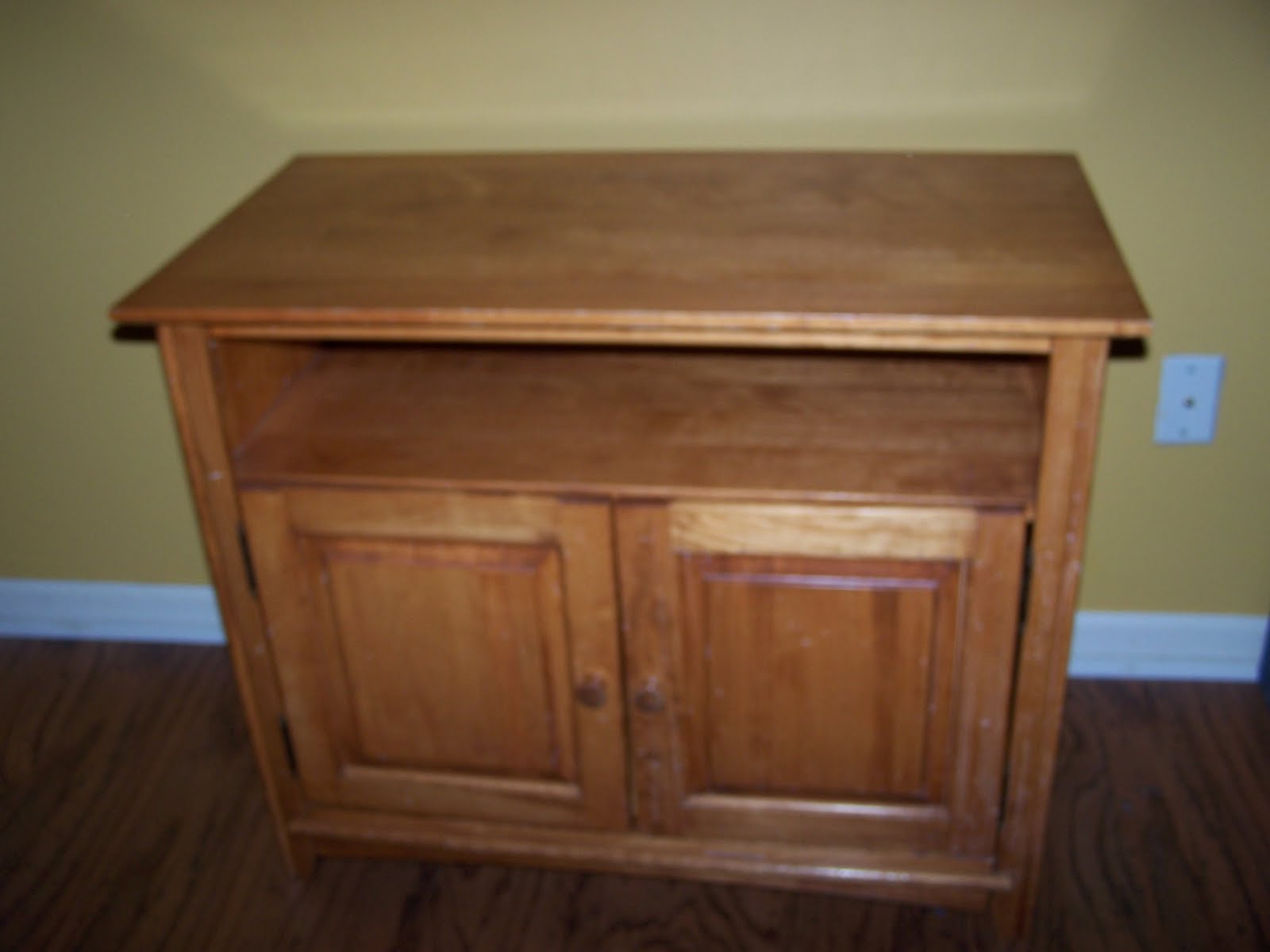 froufroubritches: A New Old TV Stand