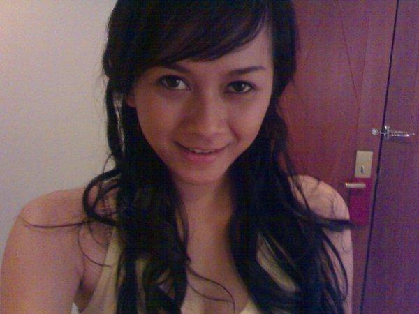 Indonesian Actress: Aura Kasih