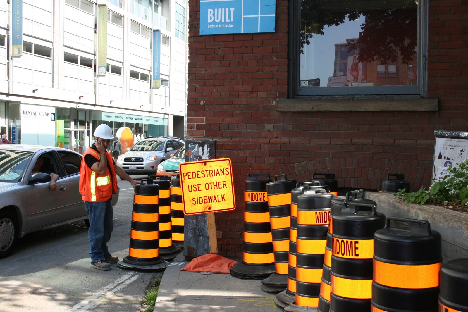 The Sidewalk Files: Rise of the Pilons