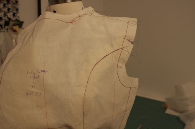 Gertie's New Blog for Better Sewing: Sewing Princess Seams