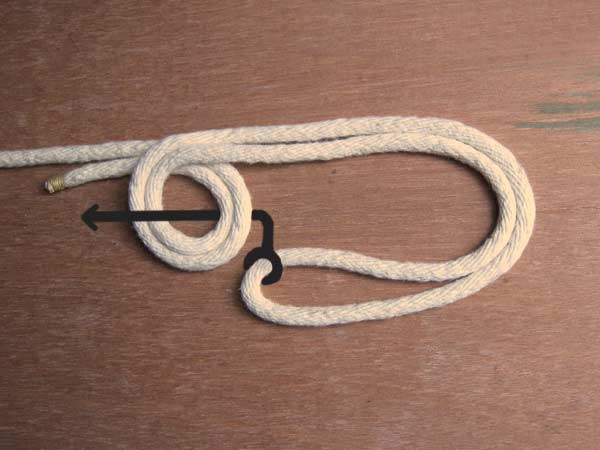 Going Afloat: Basic Knotwork, Loop Knots