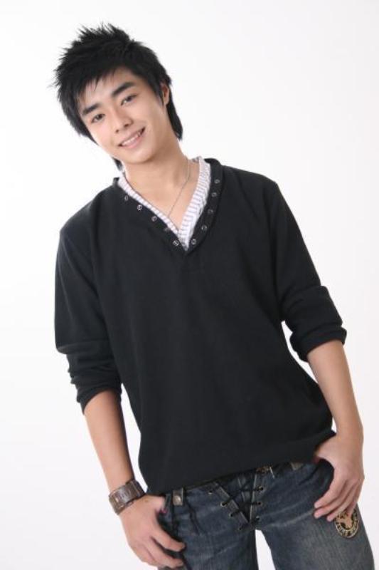 SHOWBIZ LAUGHLINES: Hideaki Torio