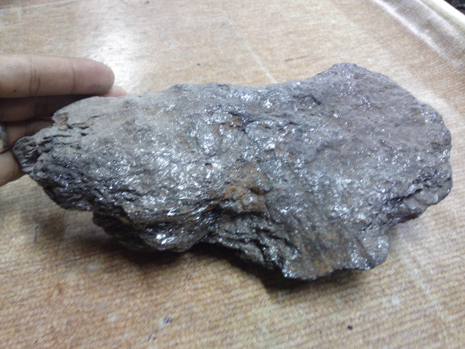 BLOG KOLEKSI MEGA MISTIK DAN ANTIK ANTARABANGSA: Smitsonite??? Raksa ...