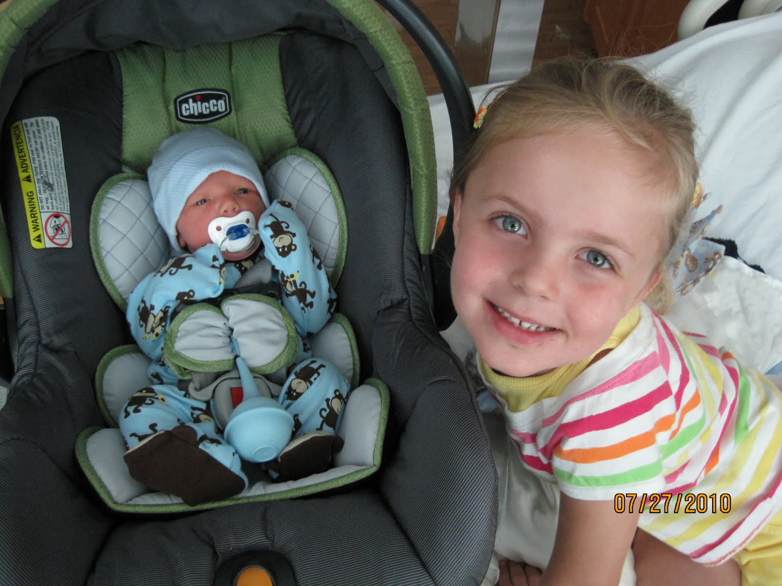 Jacobson Family: Welcome to the family, baby Kyler!