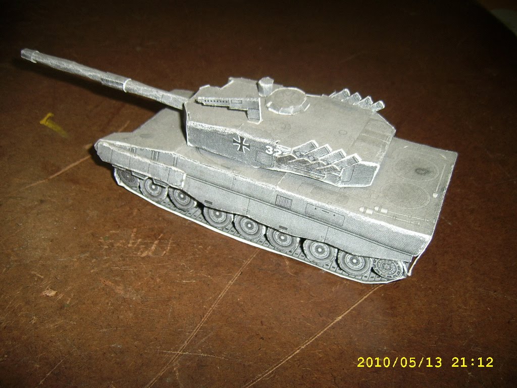 Sathya's Paper crafts: Leopard II Tank