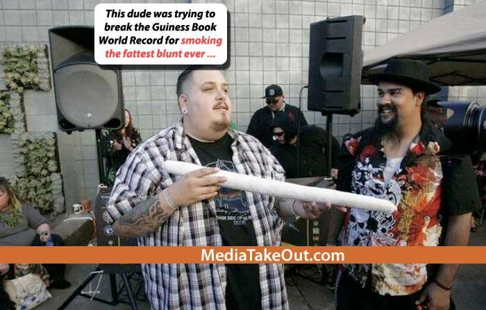 MusikJunKies: Dude rolls the biggest blunt EVER