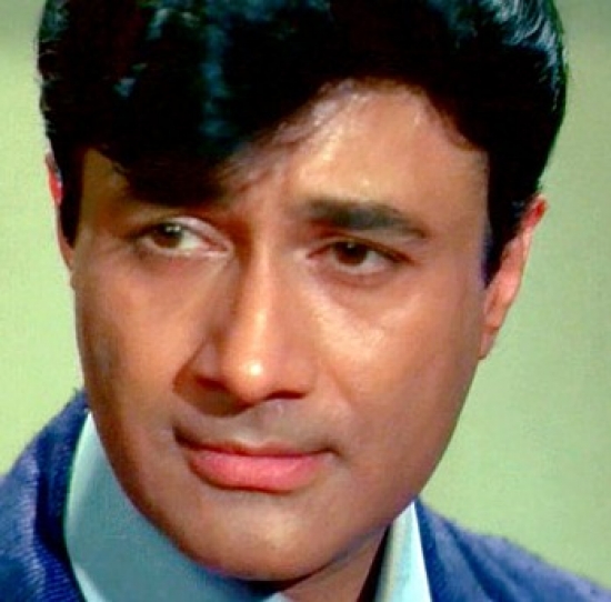 2Wall (go to wallxpresso.com): Dev Anand’s ‘Hum Dono’ in Colour