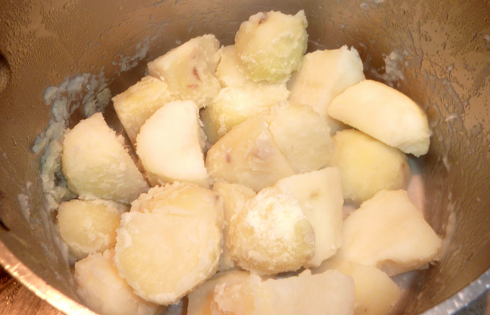 beurrista: perfect roasted potatoes~ aka fuzzy potatoes