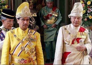 KOLEKSI GAMBAR KELUARGA PADUKA SERI SULTAN PERAK