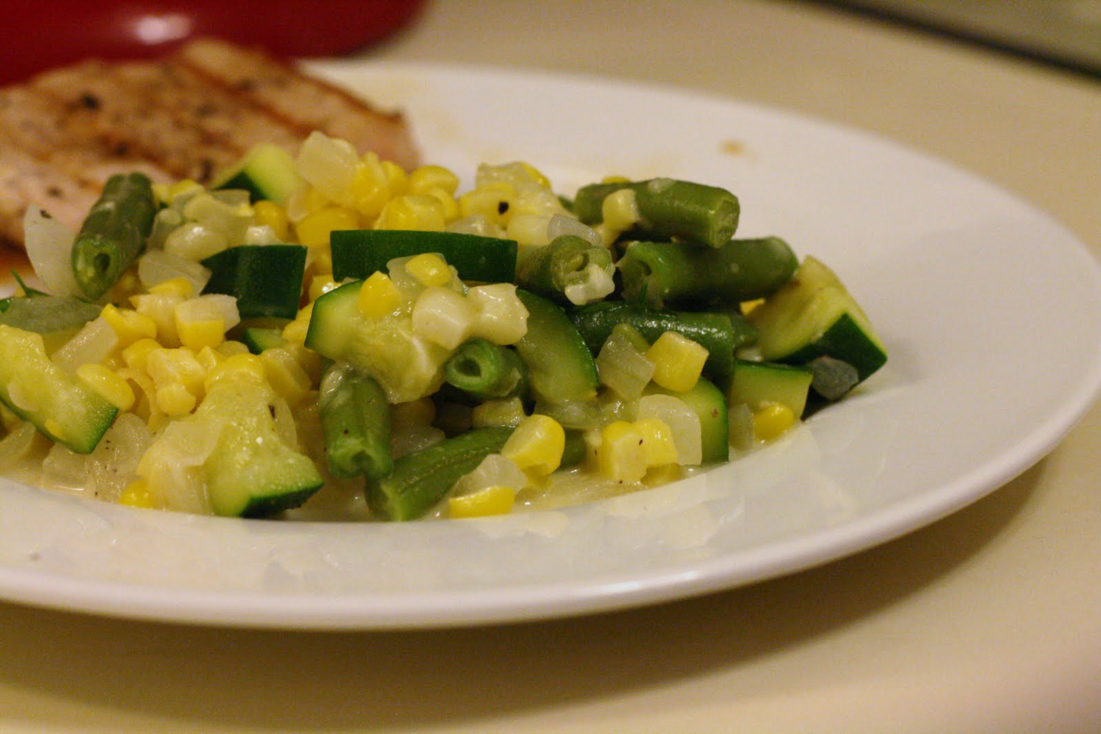 Laine's Recipe Box: Summer Vegetable Ragout