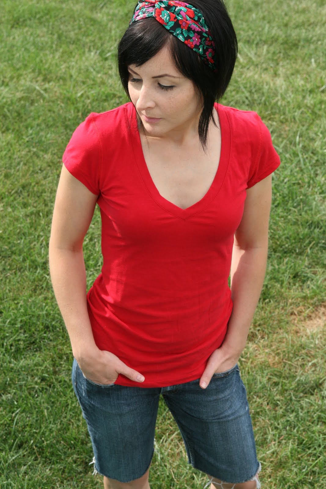 Thrift and Shout: How To Tie a Scarf into a Cute Mini Turban