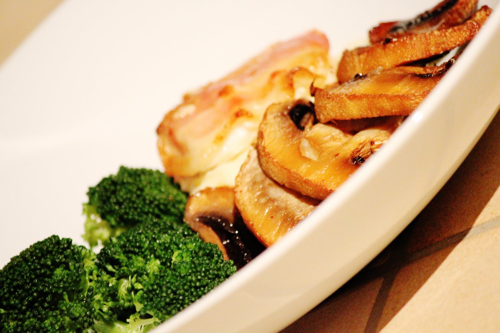 På ØYA i havgapet...: Matlei, matglad og fantasiløs!