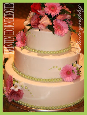 Racchi's blog: Funky Daisy Gerbera Wedding Cupcake Tower 12 dozen ...