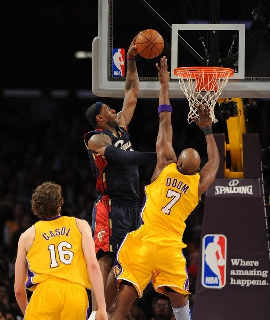 You Got Dunked On Lebron James Dunks On Lamar Odom