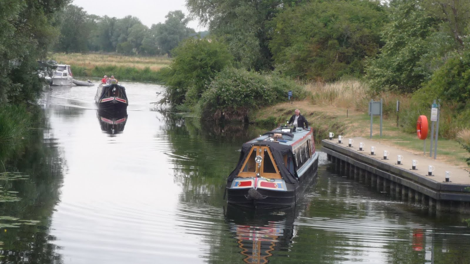 Narrowboat Caxton: July 2010