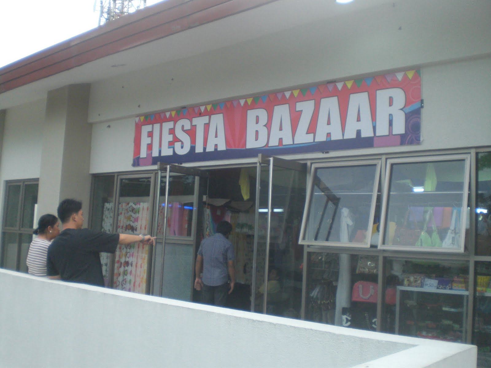 Tagaytay City: Fiesta Bazaar in Robinson's Tagaytay