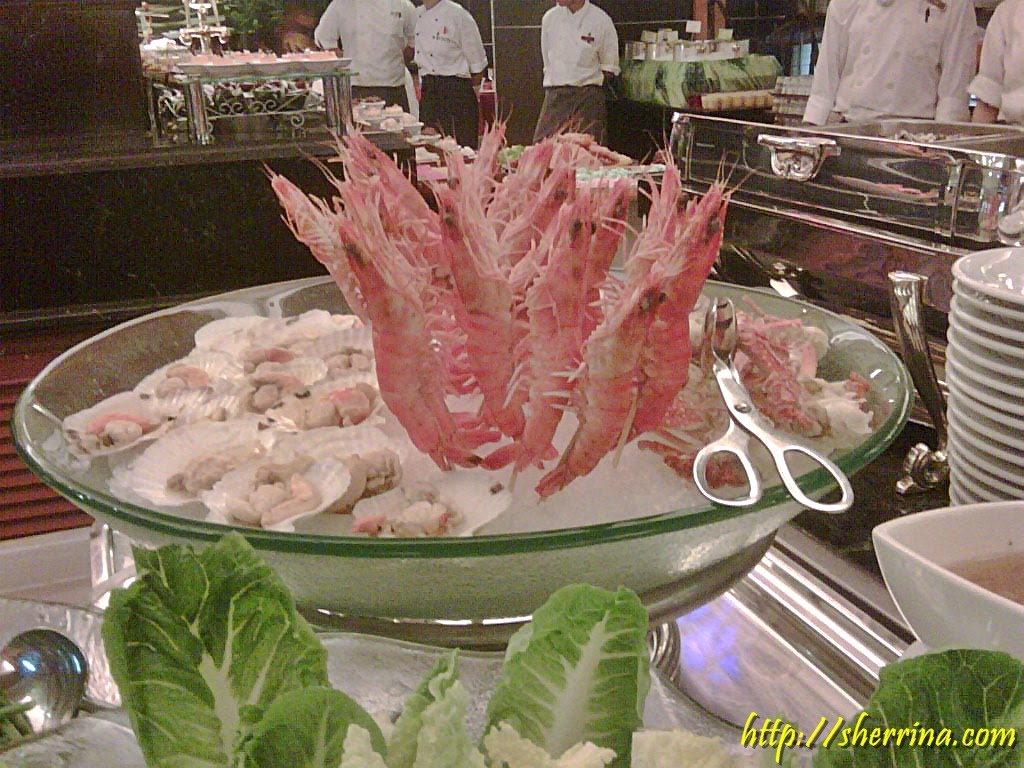 From a different point of view: Buffet Buka Puasa di Legend Hotel