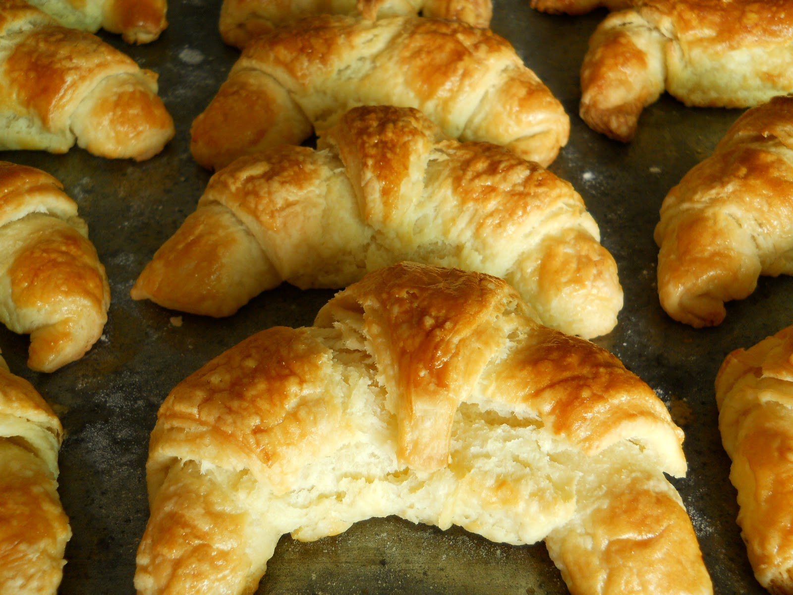 FOOD IDEAS: CROISSANTS